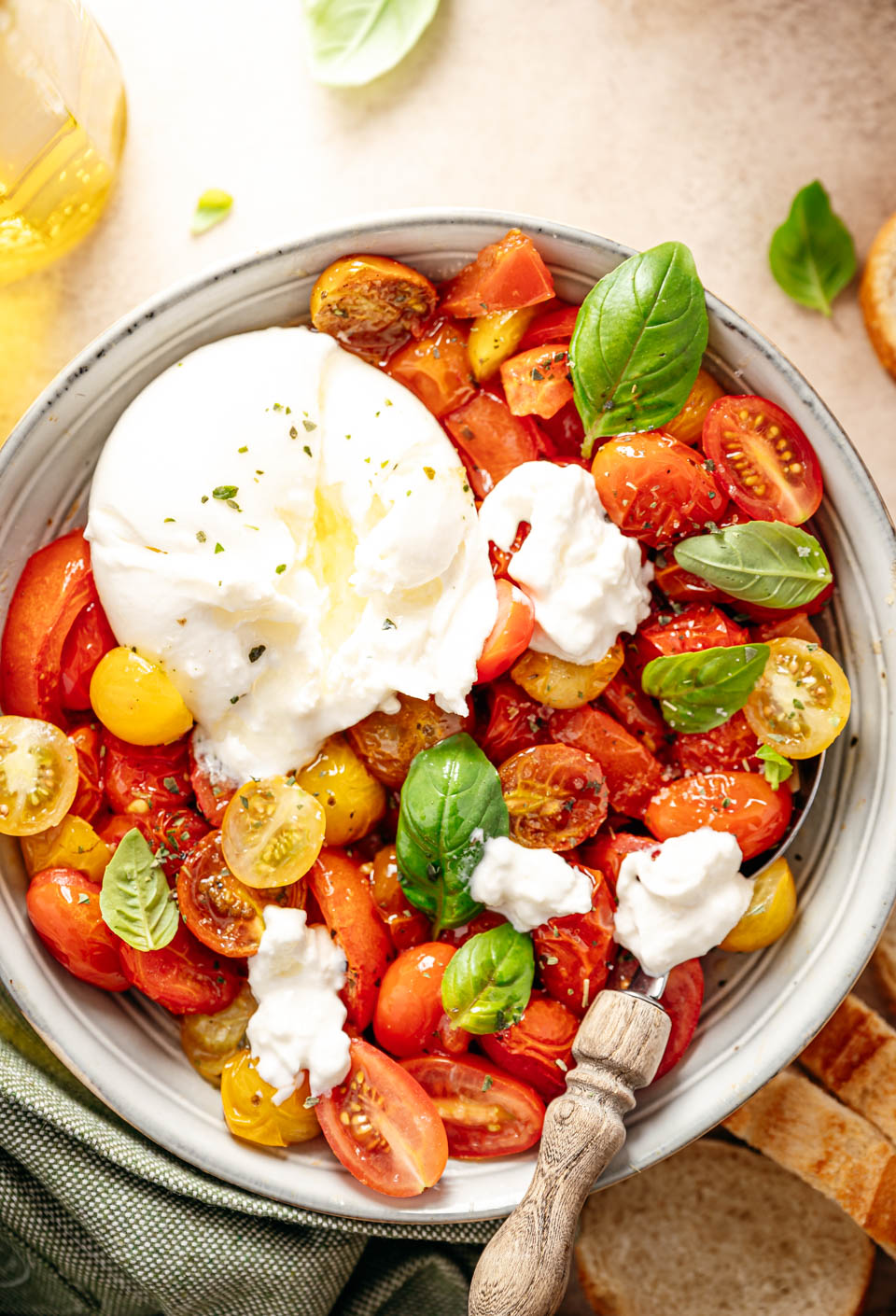 Easy burrata caprese salad | In Eve's Kitchen